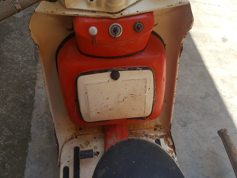 Scooter Clásico 125 Manet Tatran 1967 - mbcmotor.com