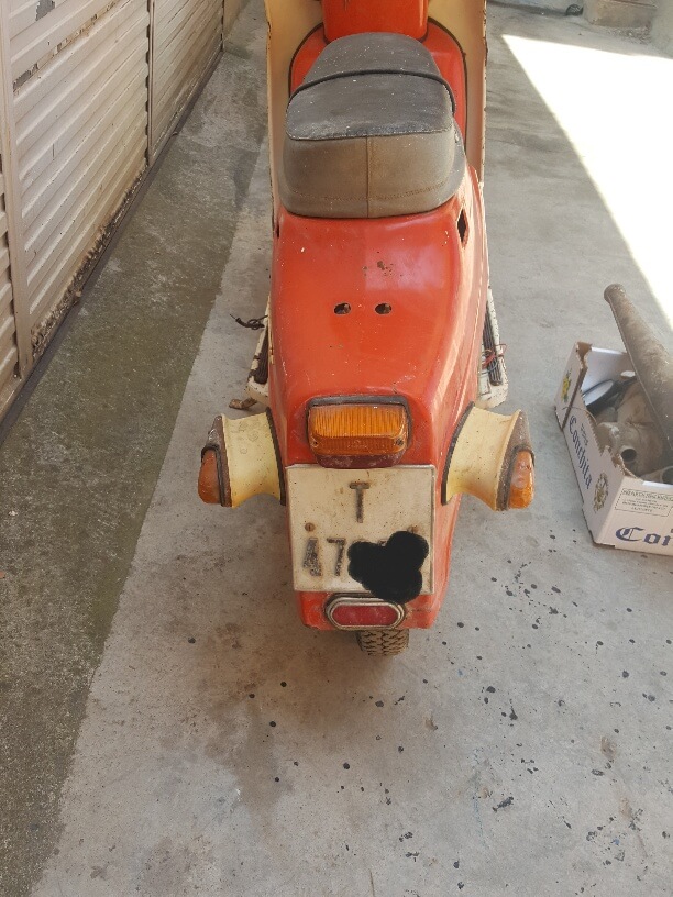 Scooter Clásico 125 Manet Tatran 1967 - mbcmotor.com
